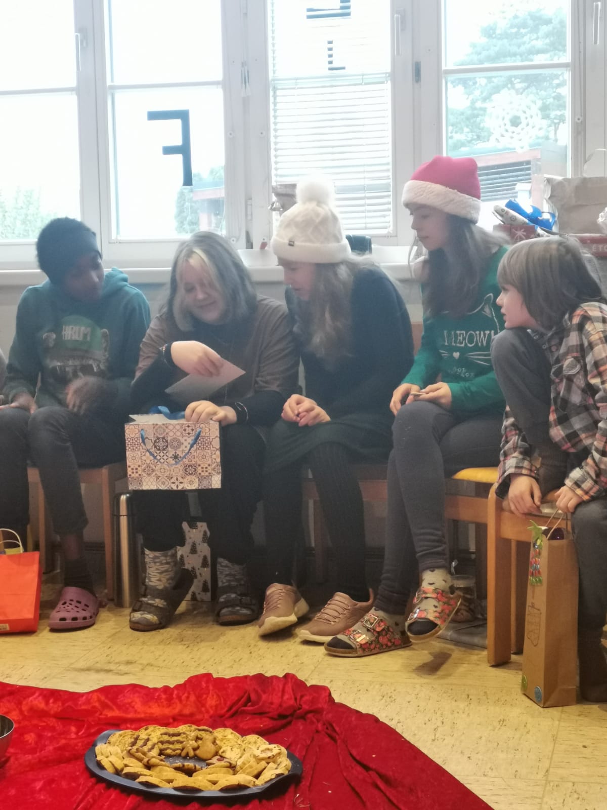 Weihnachtsfeier 2022 mit der Primaria & Sekundaria - .alf Schule