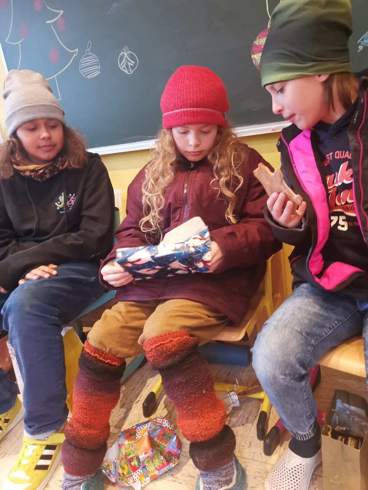 Weihnachtsfeier 2022 mit der Primaria & Sekundaria - .alf Schule